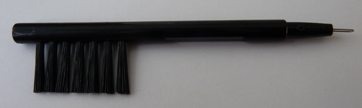 Hearing Aid Cleaning Brush & Loop